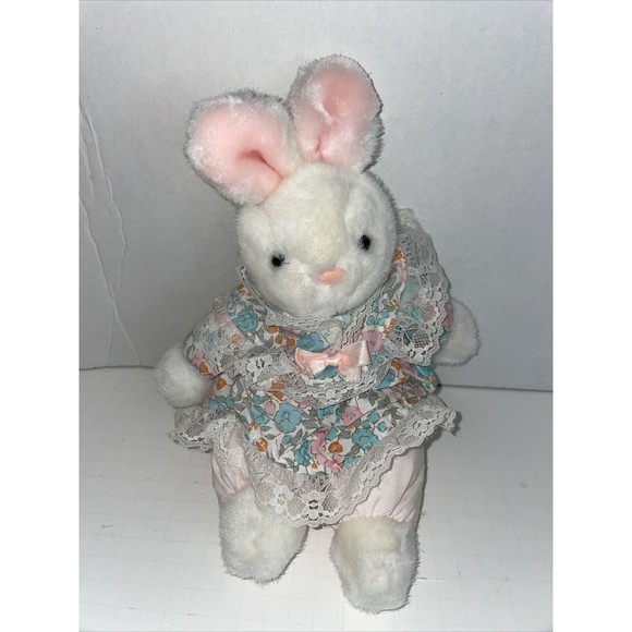 Fiesta | Toys | Vintage Fiesta Dressed Rabbit 9 Seated Plush White ...
